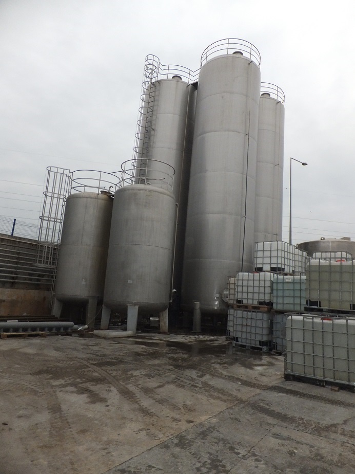 Raw Material Stock Tanks, Storage Tank, Water Treatment Tank